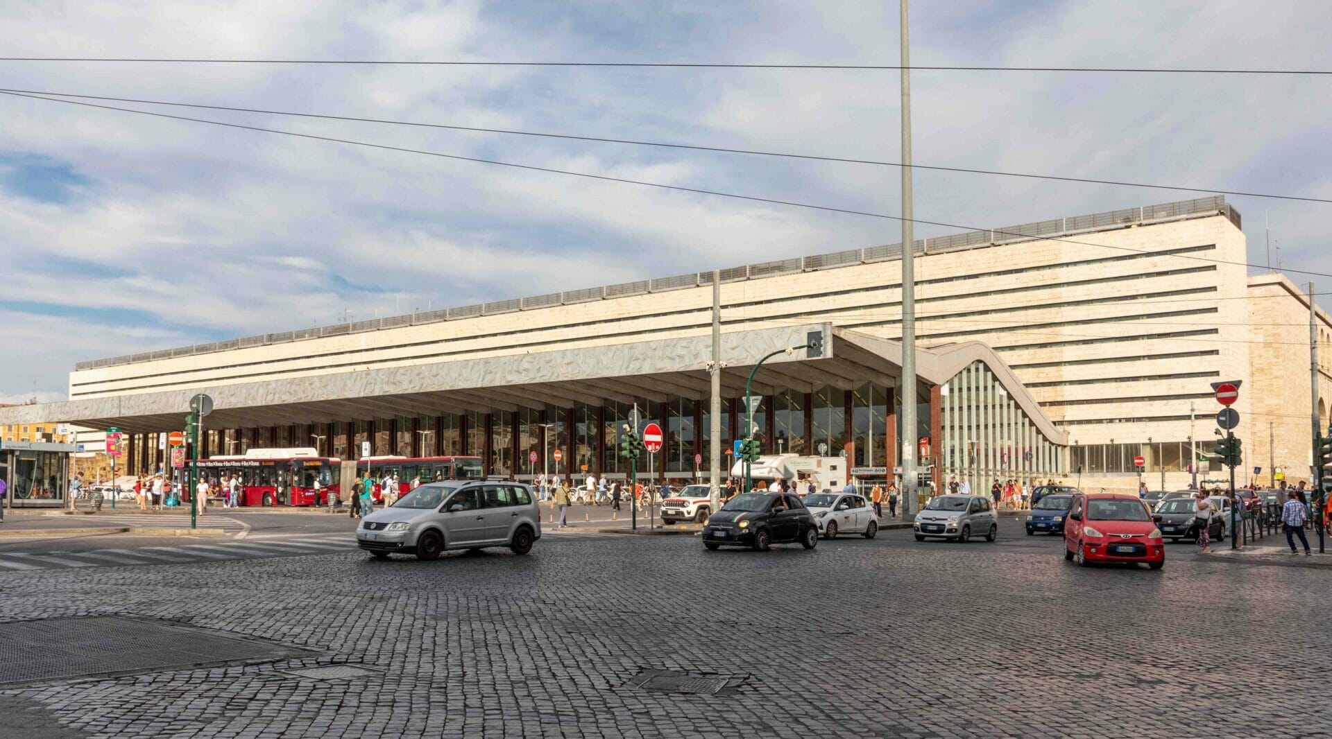 Roma Termini, albergatori contro lo stop ai lavori di riqualificazione ...